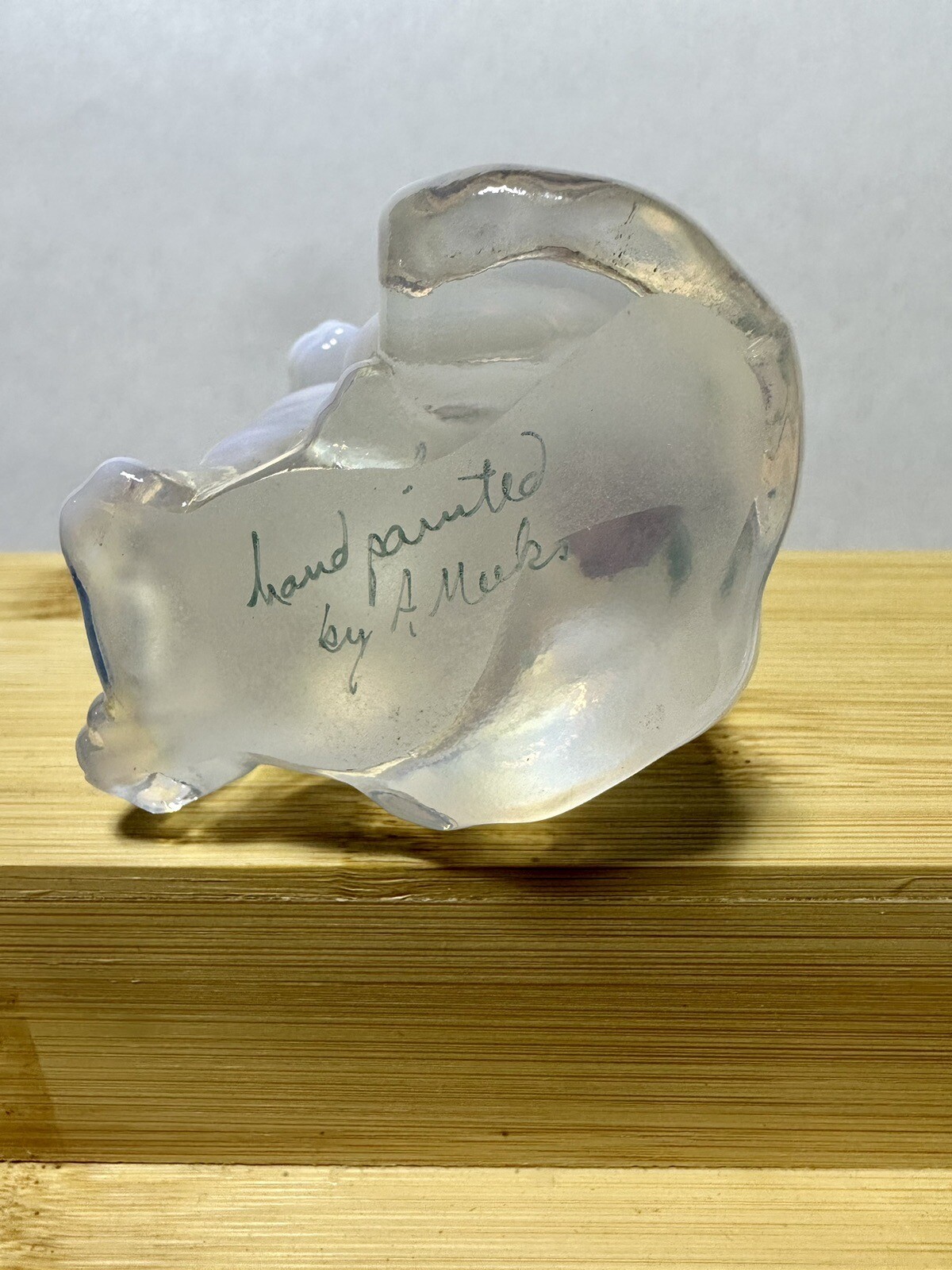 FENTON ART GLASS White OPALESCENT CAT HAND PAINTED & SIGNED BY Selman ...