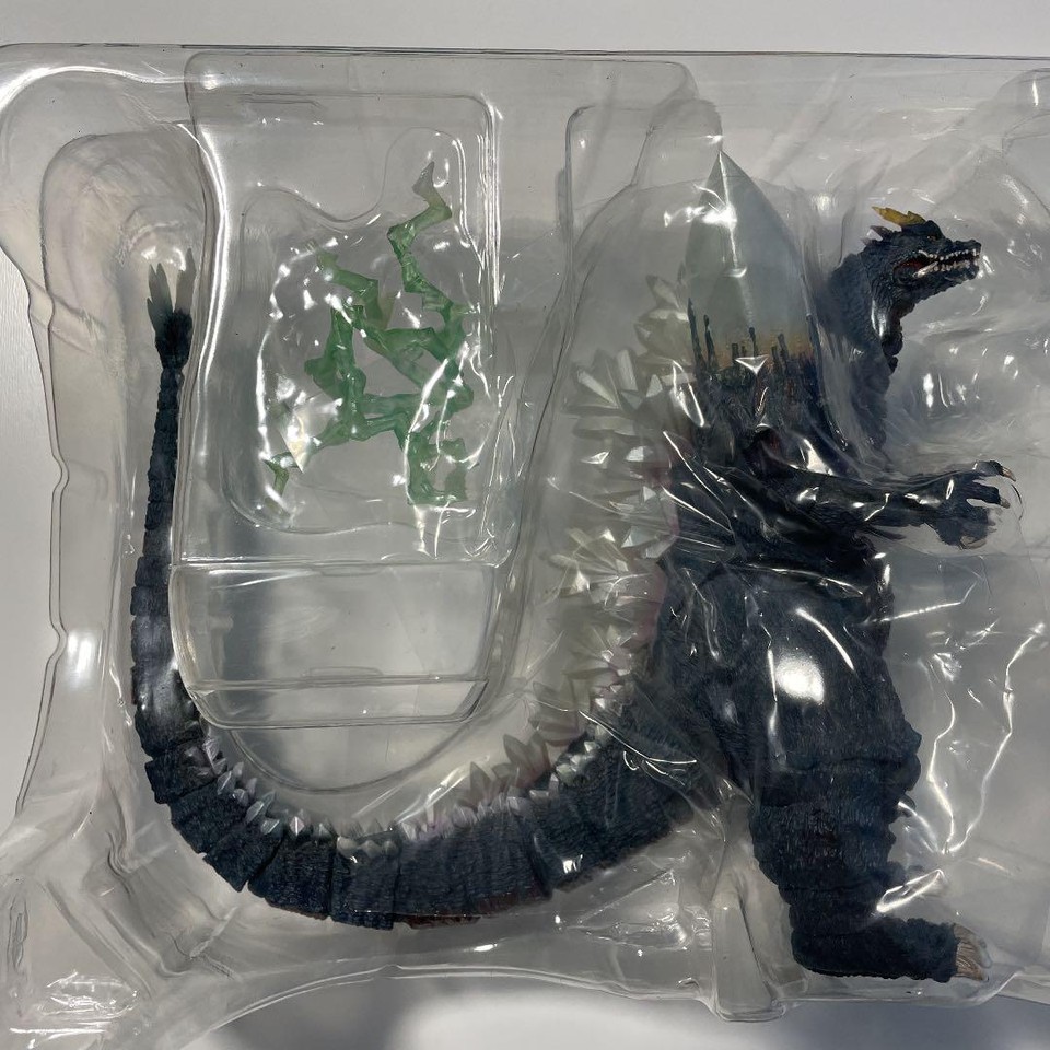 S.H. MonsterArts Space Godzilla & Little Godzilla Special Color Figure ...