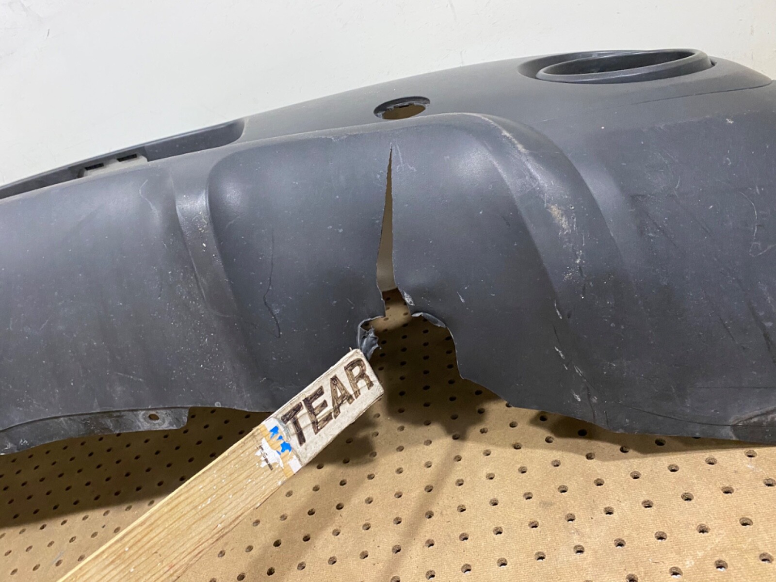 OEM 2017- 2019 Kia Soul Rear Bumper cover 86612-B2530 | eBay