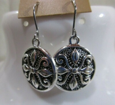 Silver Tone Small Circle Disc 5/8" Embossed Pierced Dangle Earrings ...