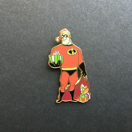 DLR - A Disney Pixar Holiday Mystery - Mr. Incredible Only LE Disney ...