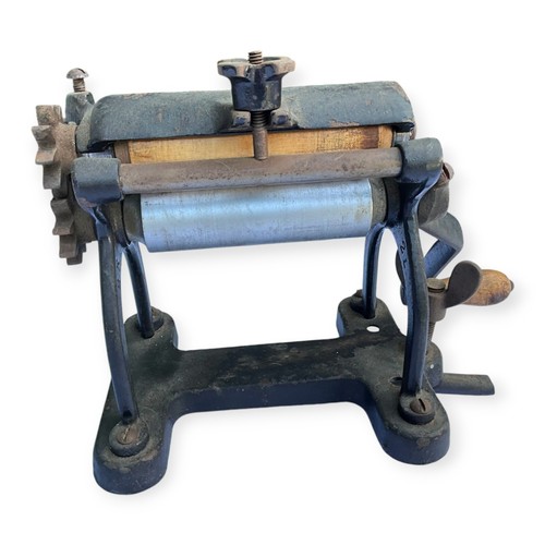 Antique Early 1900s Cast Iron Crank Handle Pasta Making Machine | eBay