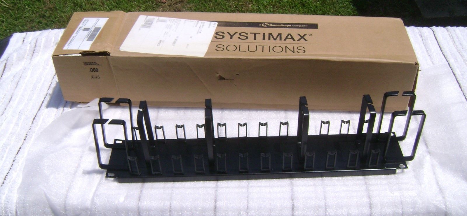SYSTIMAX Rack Mount Cable Management Panel Horizontal 1100d1-35-19 for ...