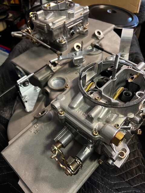 MOPAR "MAX WEDGE" INTAKE MANIFOLD / 2402726-1M - COMPLETE w/CARBS & AIR ...