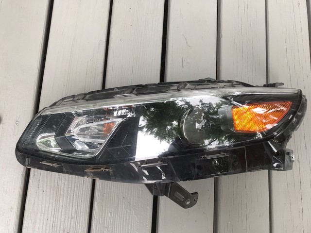 2016-2018 Chevy Chevrolet Malibu LH Dr OEM Halogen Headlight 84088430 ...