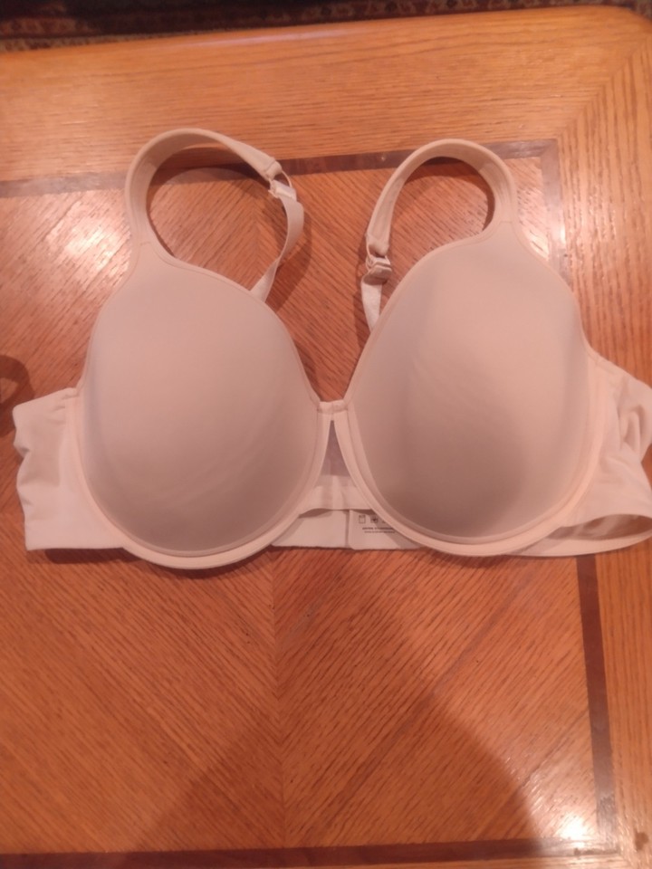 Lot Of 6 underwire bras for women. Cacique, Glamorise And Underoutfit ...