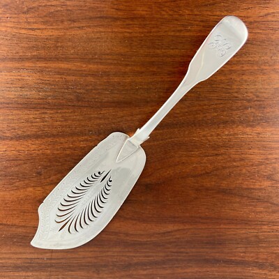 United Kingdom - Fish Slice