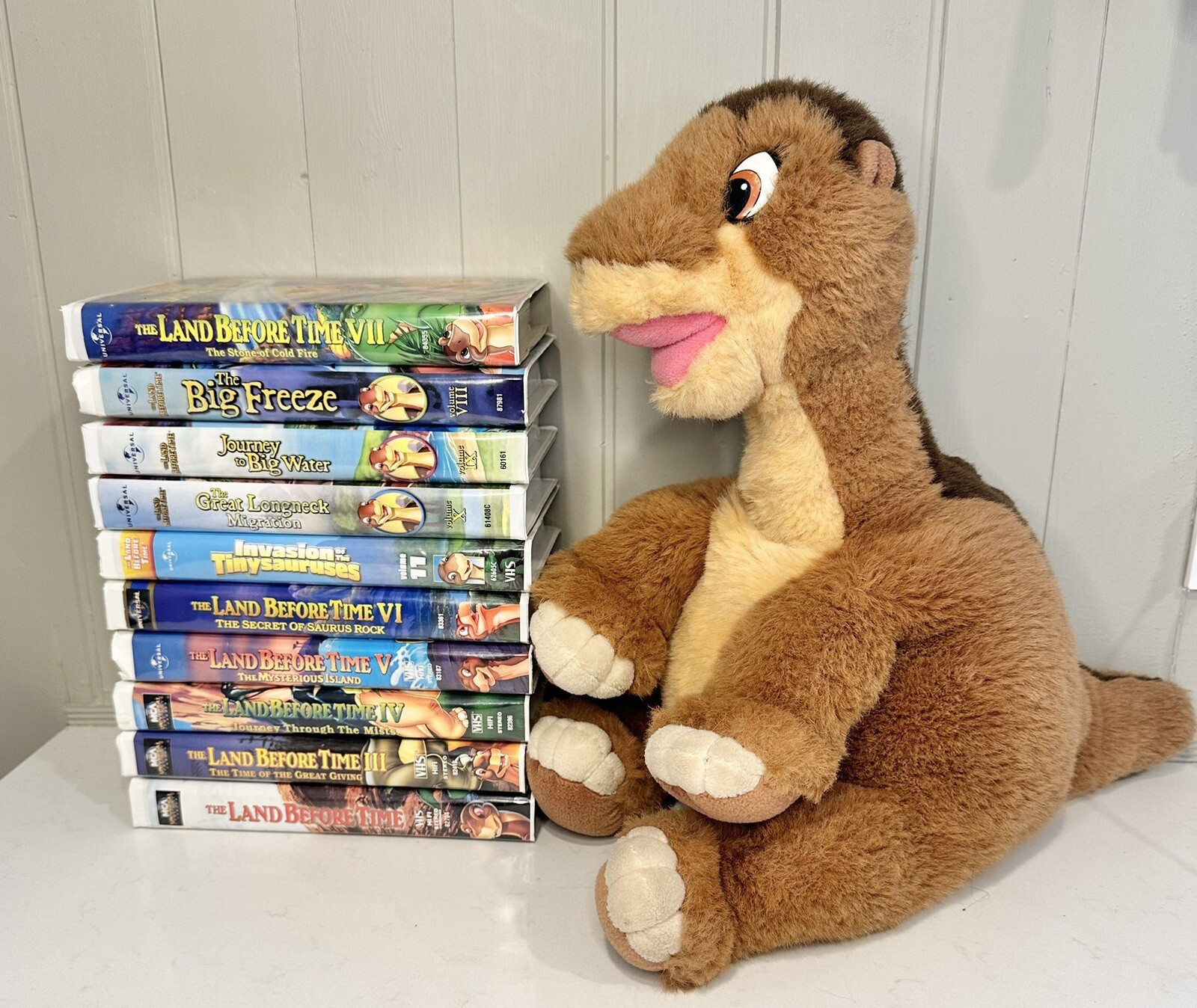 Vintage 'The Land Before Time' VHS Lot (10) | Grelly USA
