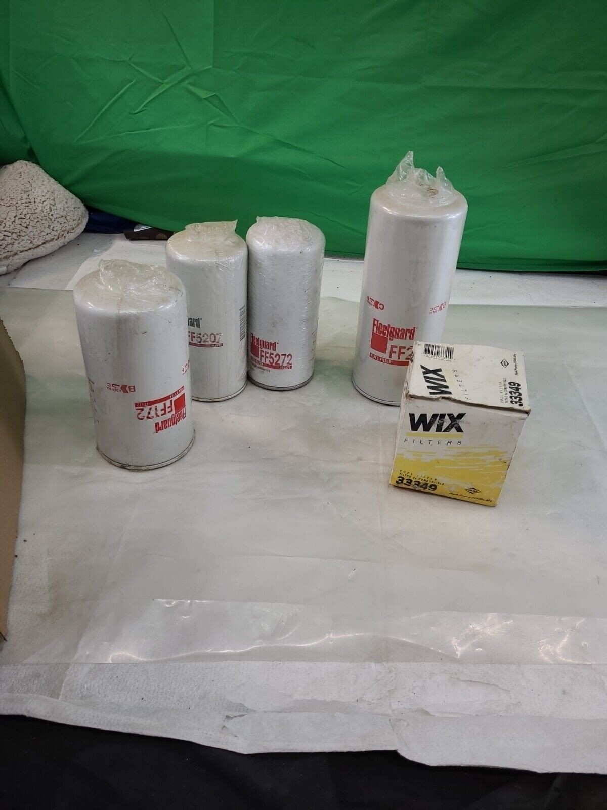 (5) ASSORTED LUBER-FINER-WIX FUEL FILTERS-FF222-FF5207-FF5272-FF172-WIX ...