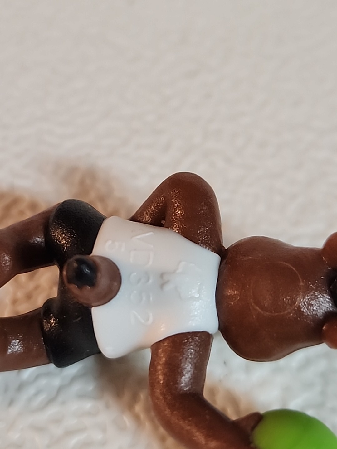 Kinder Joy San Antonio Spurs NBA Mascot Team Figure Basketball Space ...