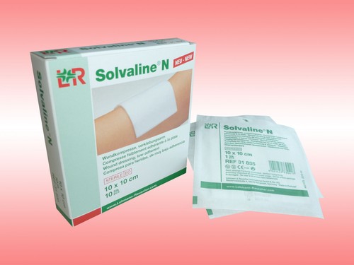 Solvaline N steril Wundkompresse 10 x 10 cm 10 Stück verklebungsarm ...