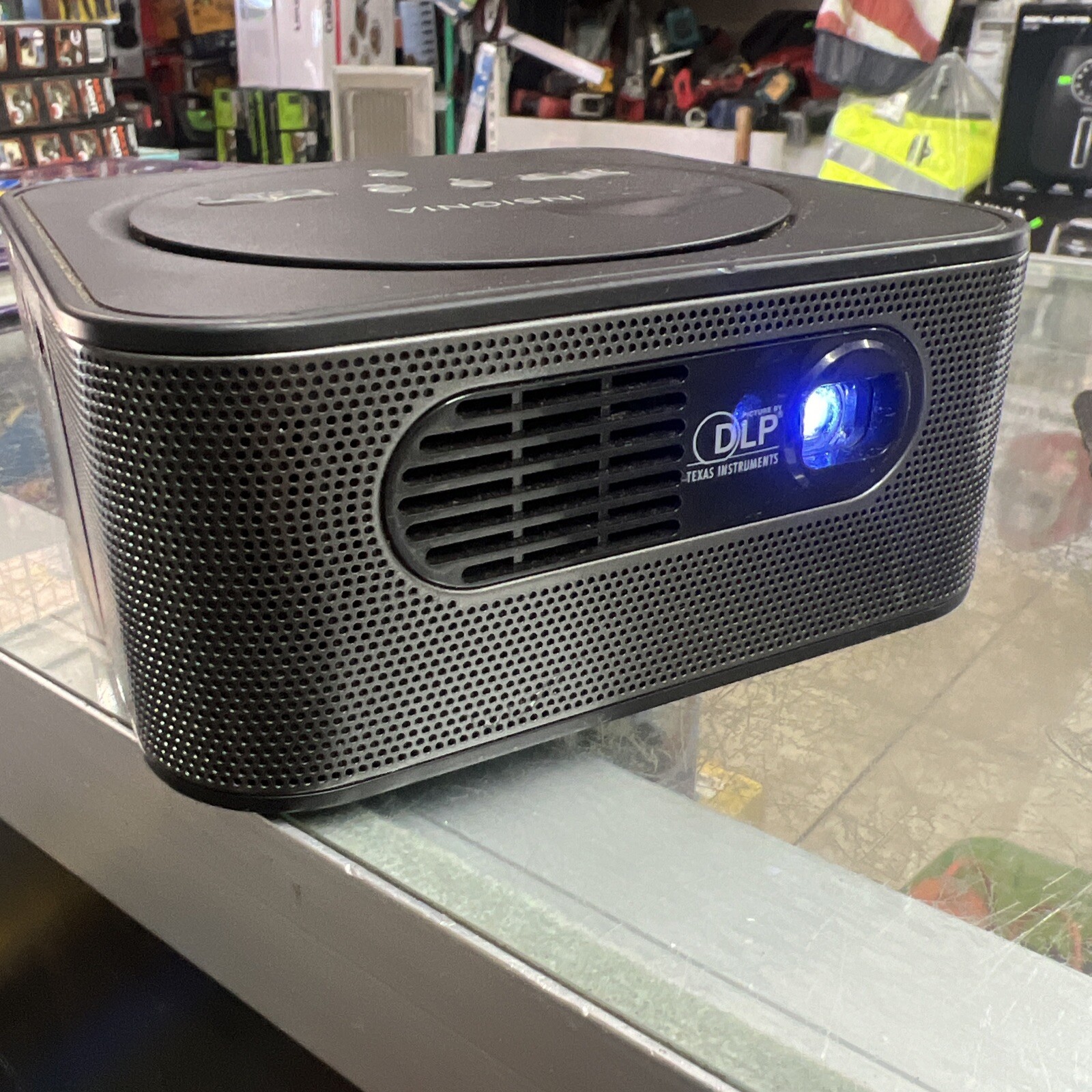 Insignia Pico Projector With Premium Audio Portable NS-PR200 EB-14045 ...