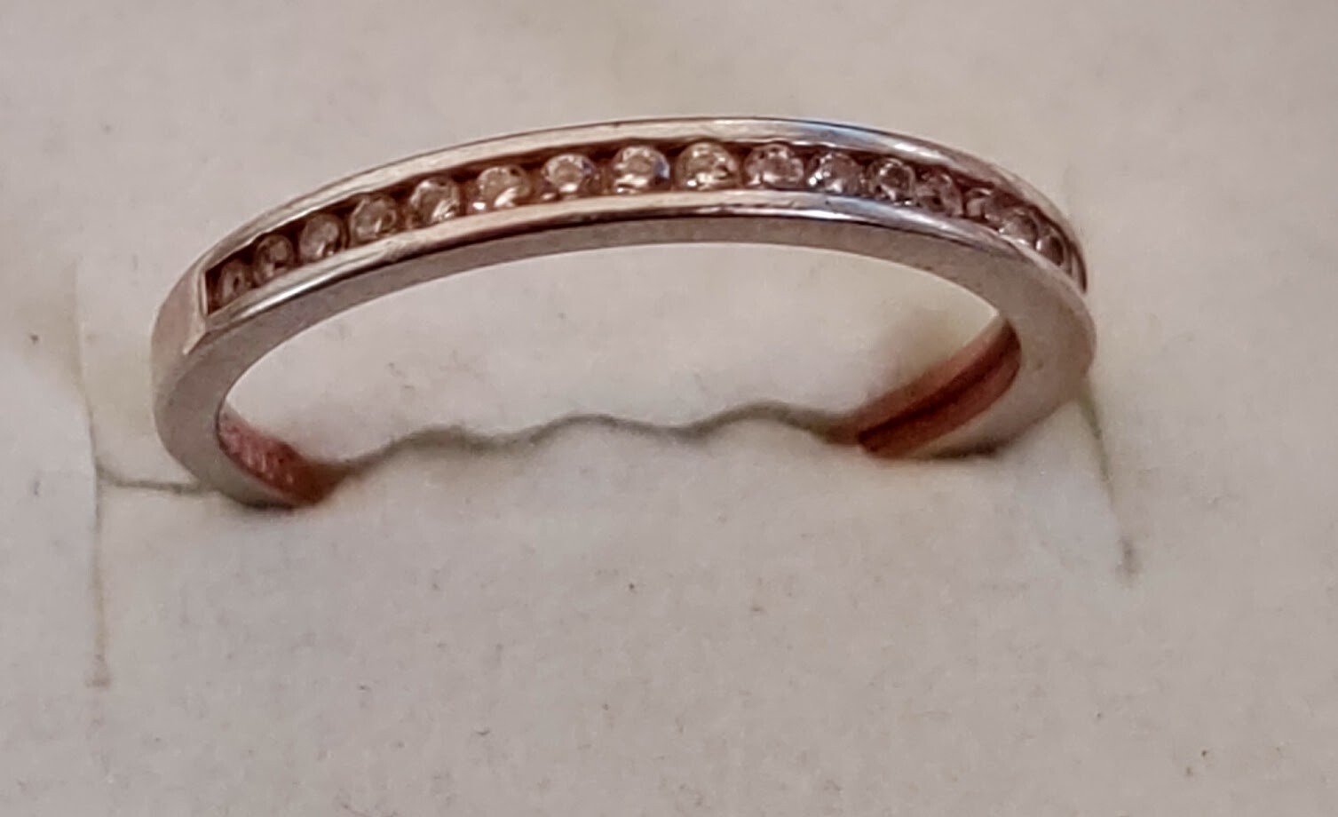 IBB CN Sterling Silver 925 Ladies Ring / Band Sz 8-- PLUS A FREE GIFT ...