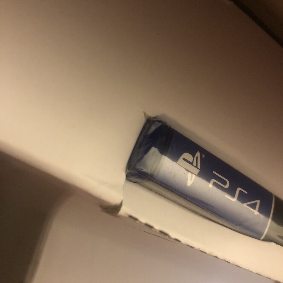 *WHITE Guitar* BRAND NEW PS5 Rock Band 4 Band in a Box Bundle Drums Set ...