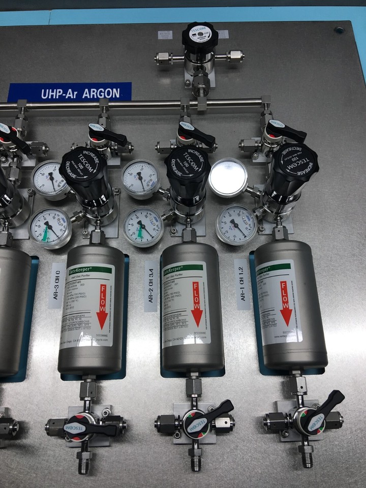 5 Entegris CE500KFI4R GateKeeper Insert Gas Purifier + 11 Tescom ...