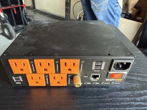 WattBox (WB-300VB-IP-5) Compact 5-Controlled Outlet Power Conditioner ...