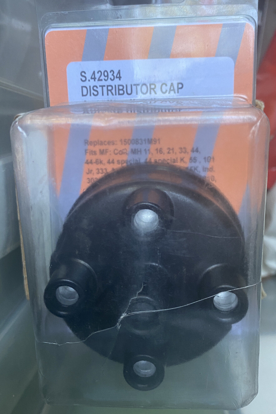 S.42934 DISTRIBUTOR CAP Fits Massey Harris B1 | eBay