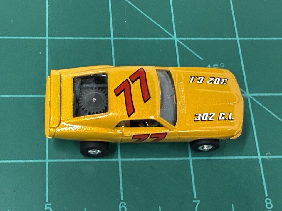 Auto World Custom Mustang Body On Thunder jet Ultra G HO Slot Car ...