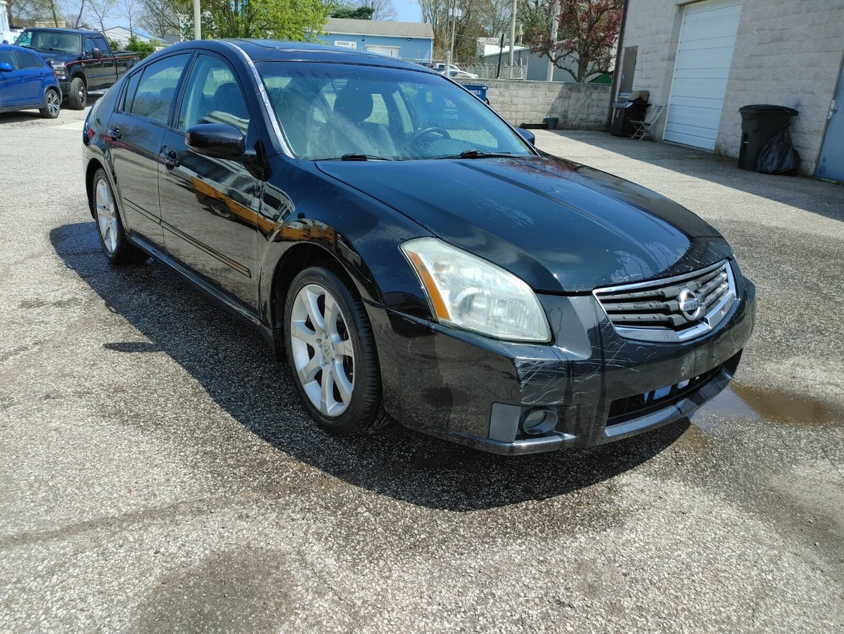 Nissan Maxima 2004 Black