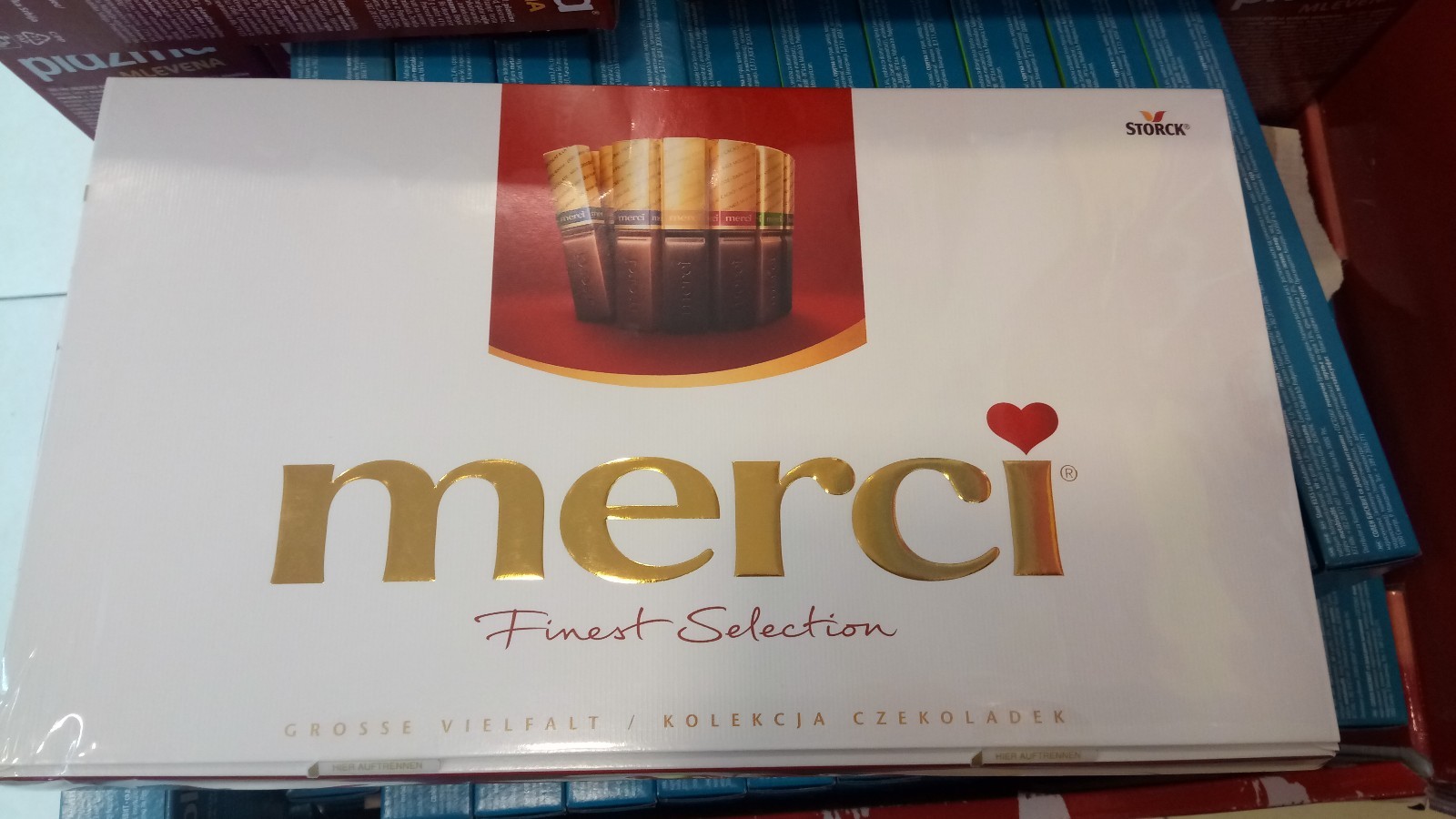 STORCK - MERCI Finest Selection Milk + Dark Chocolate 250g - German ...