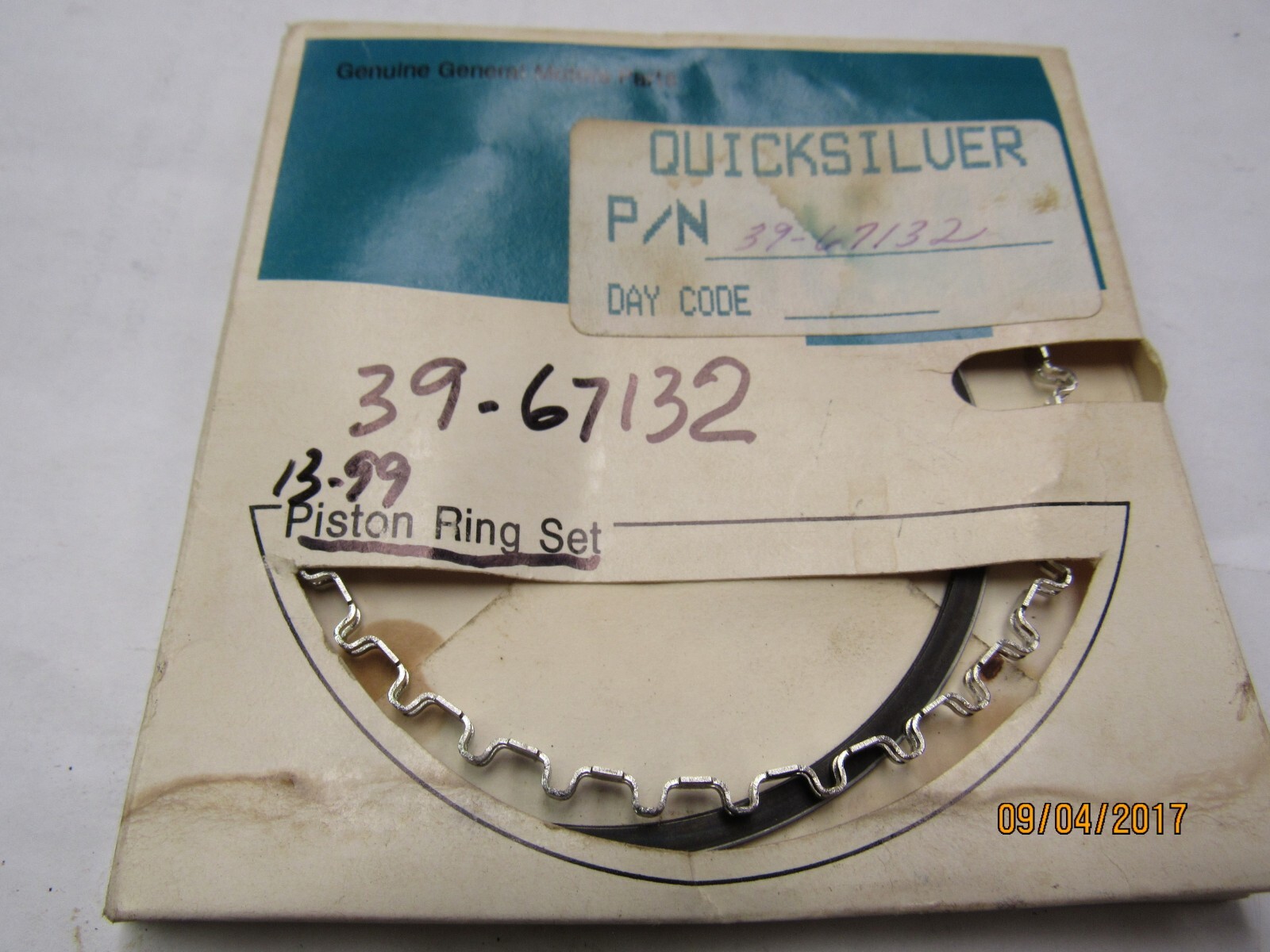 NEW OEM MERCURY QUICKSILVER MERCRUISER PISTON RINGS 39-67132 | eBay