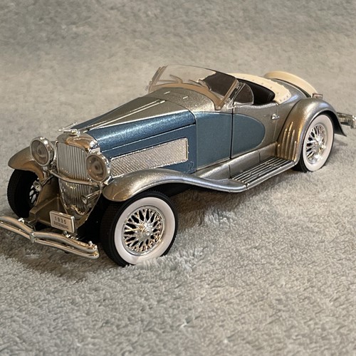 1935 DUESENBERG SSJ BLUE & SILVER 1/32 DIECAST MODEL CAR SIGNATURE ...