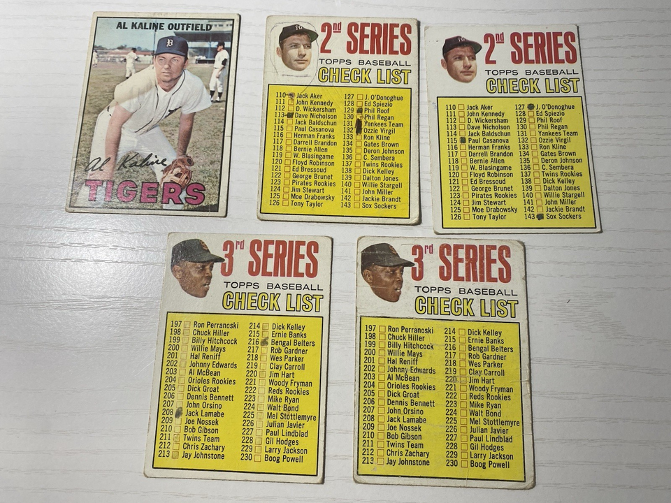 1967 topps lot of +/- 514 cards -- low grade -- HOF, Mantle Checklists ...