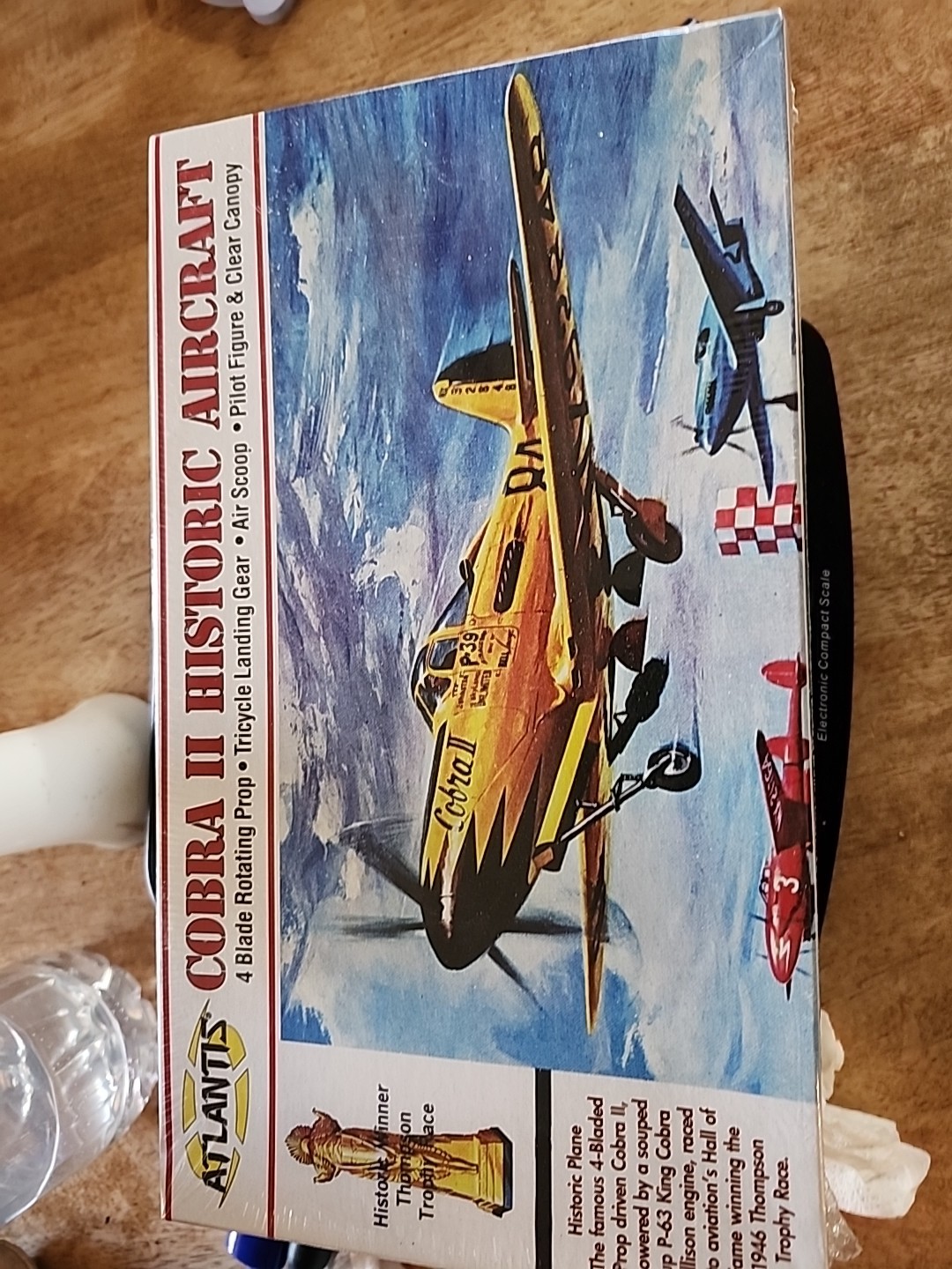 Bell P-39Q Cobra II Airplane Plastic Model Kit 10-144 ATLANTIS 1:46 ...