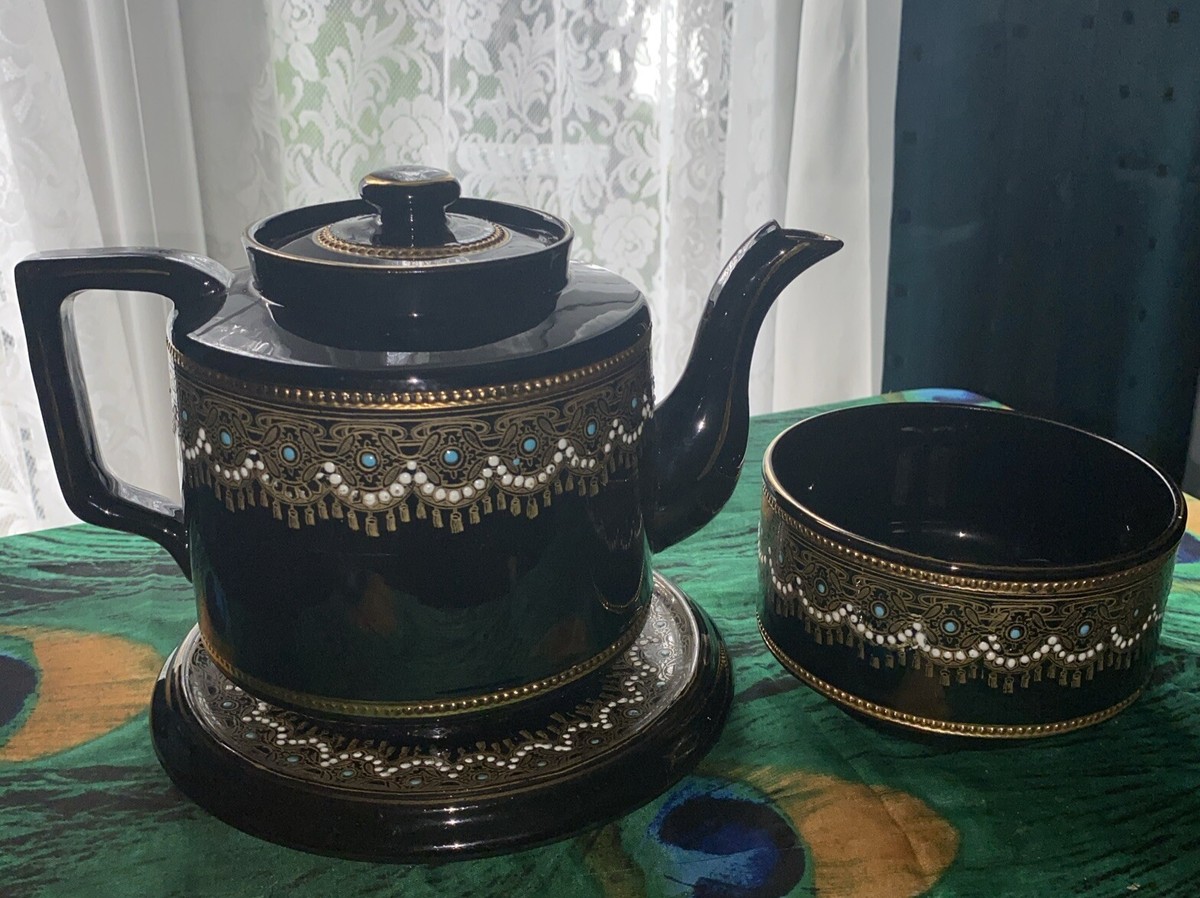 Victorian Antique Teapots