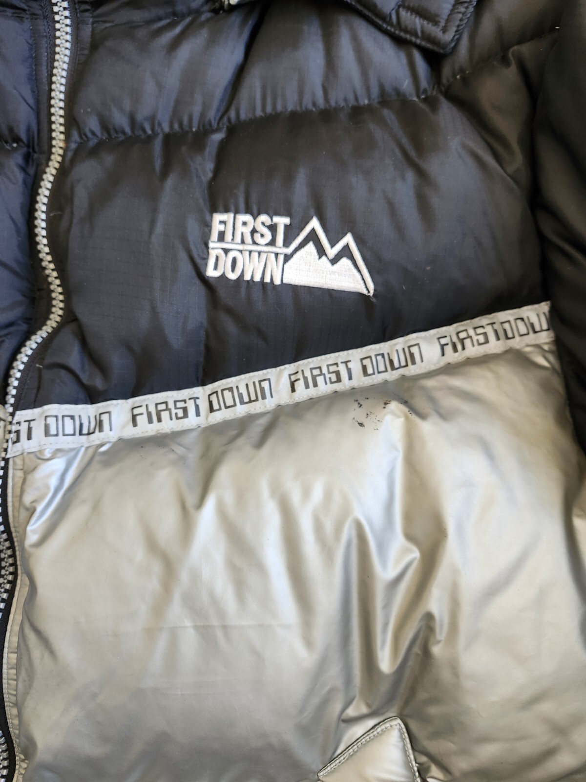 FIRST DOWN Puffer Jacket Vintage Black Silver Quilted XL Reversible ...
