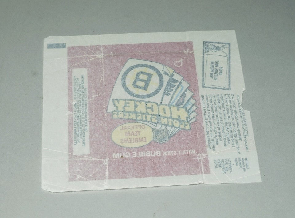 ORIGINAL 1974 TOPPS HOCKEY CLOTH STICKERS TRADING CARDS WAX PACK ...