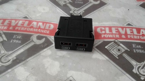 2015-2024 Charger 300 Ram 2500 3500 OEM USB Charging Port 68253158AA | eBay