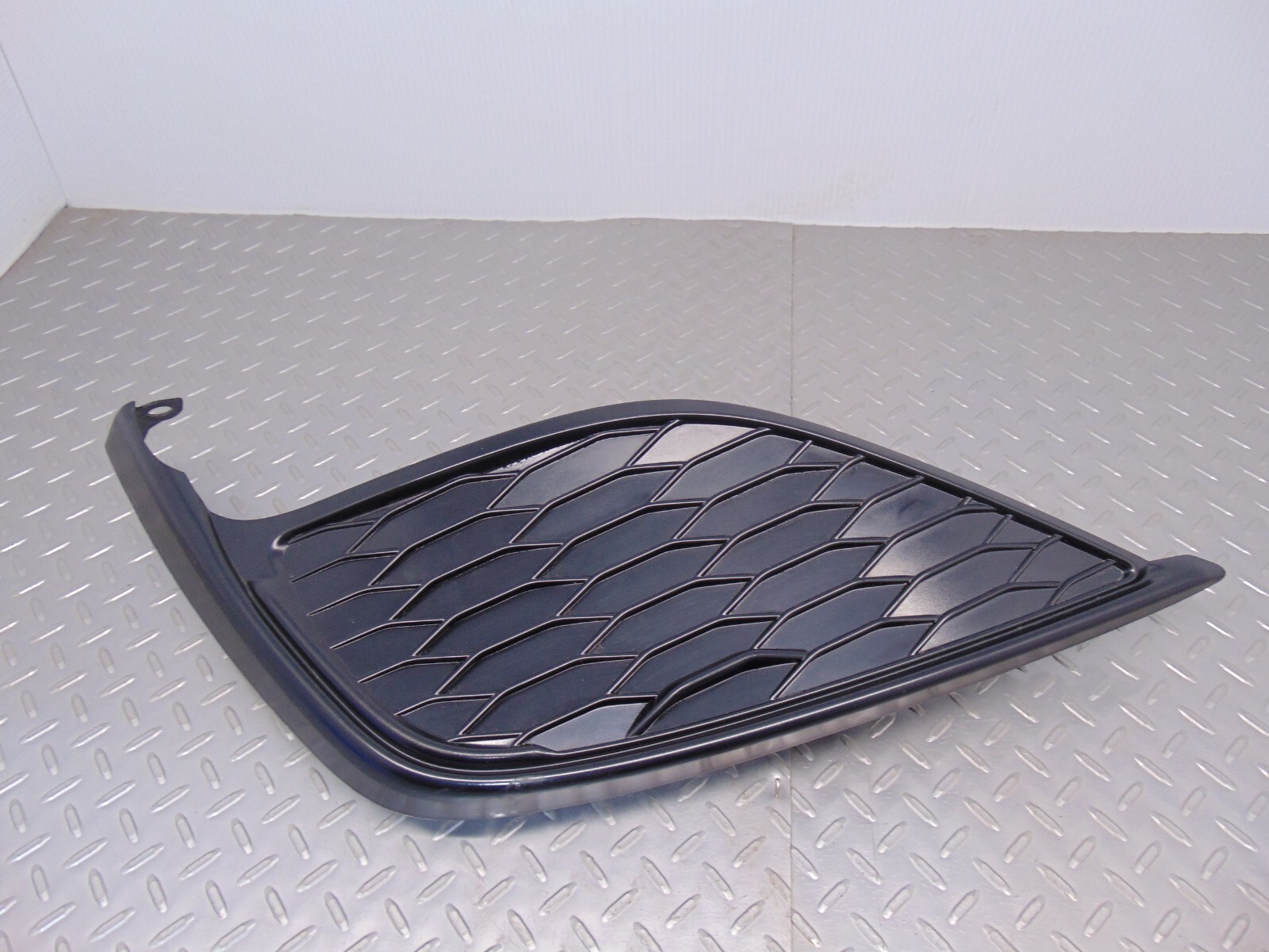 Genuine Toyota Cover Fog Lamp Left-hand 81482-06190 for sale online | eBay