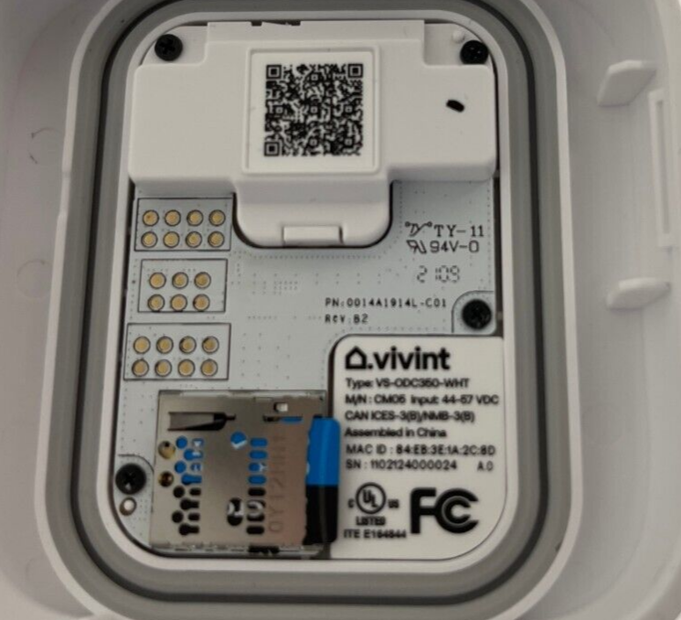 NEW -Vivint Outdoor Camera Pro Gen 2 VS-ODC350-WHT FHD 1080p Cube ...