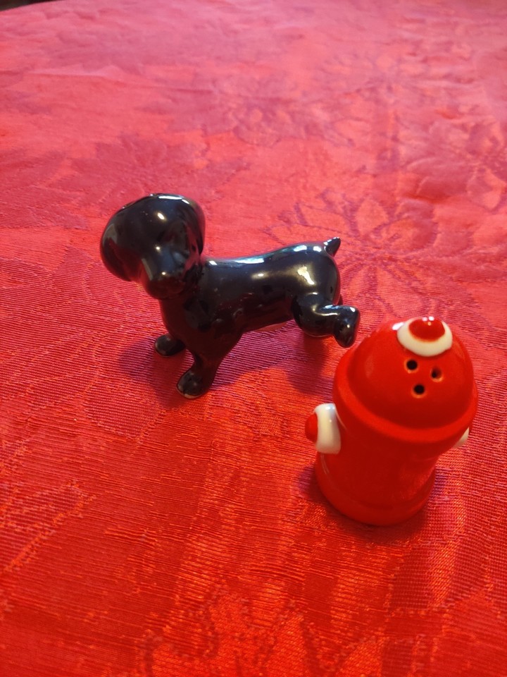 Pier 1 Dog And Fire Hydrant Salt & Pepper Shakers Black And Red -*Free ...