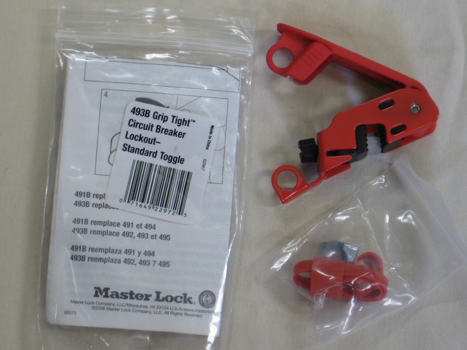 Master Lock 493B Grip Tight Circuit Breaker Lockout 71649229725| eBay