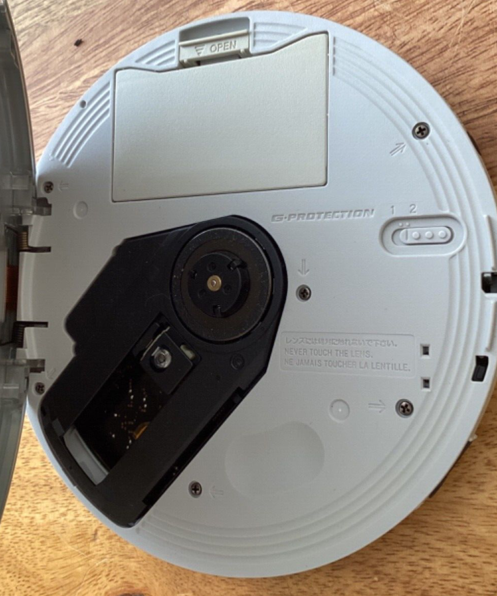 Sony Atrac3plus MP3 Portable CD Player Walkman D-NE711 | eBay