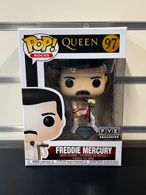 Funko POP! Rocks: Queen #97 - Freddy Mercury (Diamond Edition) FYE ...