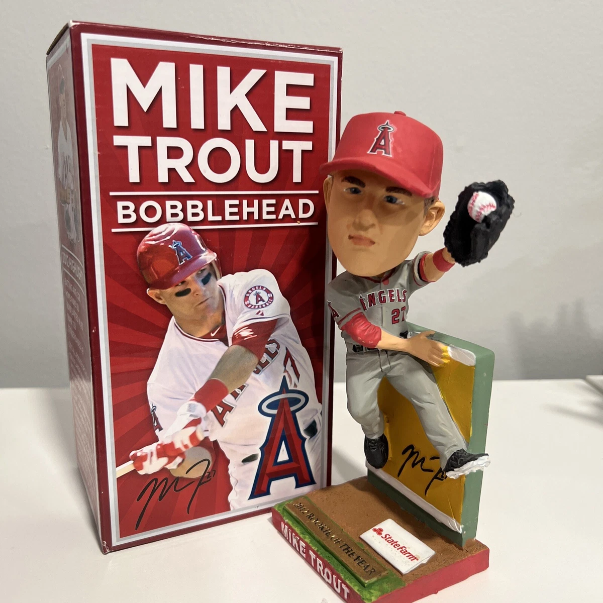 Mike Trout Wall Catch