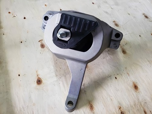 A4306 Front Right Engine Motor Mount (1Pc) for 13-18 Altima 2.5L AT ...