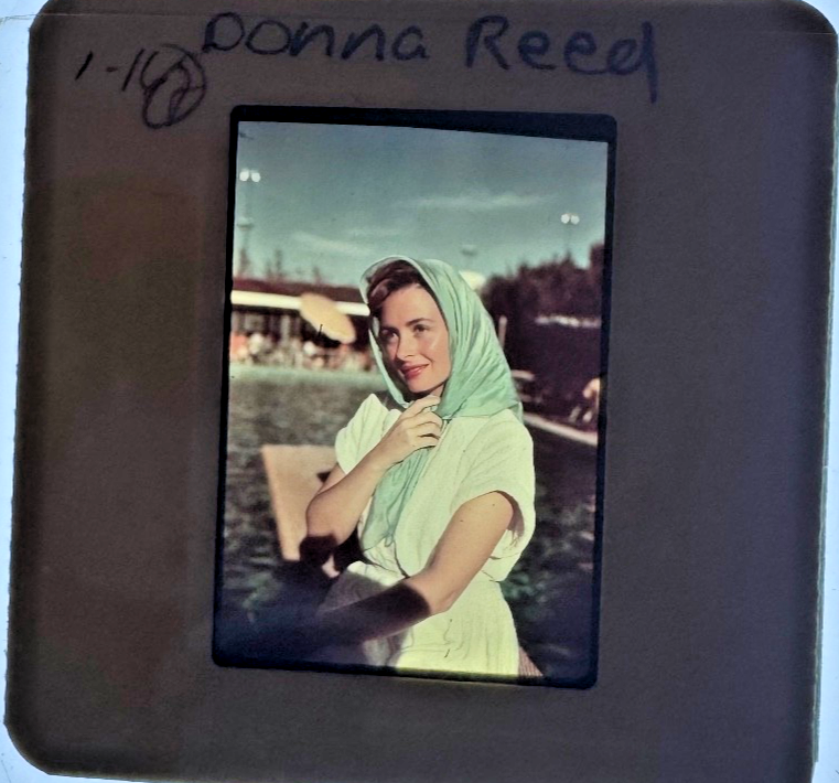 LMP80-040 1960s Iconic Actress Donna Reed Promo Shot 2nd GEN 35mm COLOR ...