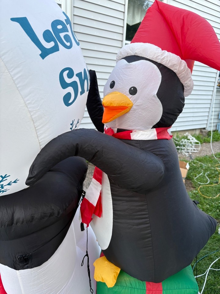 6ft long gemmy animated christmas inflatable snowman/penguin and ...