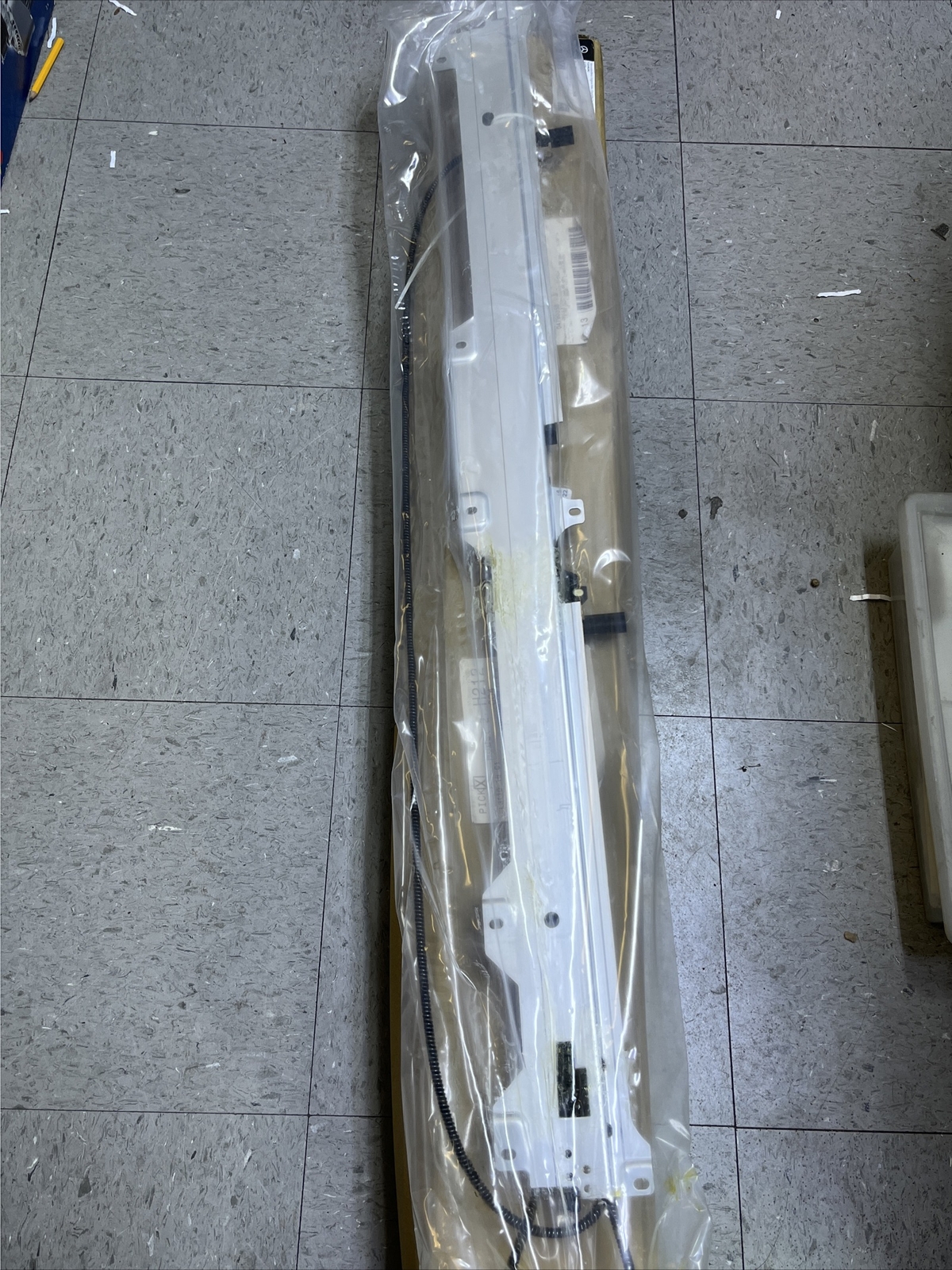 Genuine Mercedes-Benz Guide 2117800358 OEM for sale online | eBay