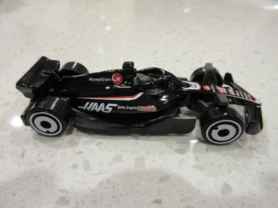 2024 Hot Wheels Formula 1 Collection Haas MoneyGram 1:64 Diecast Toy ...