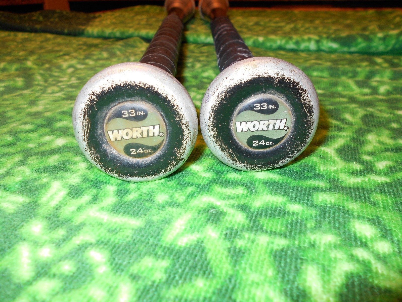 2 WORTH PST Quad Fastpitch Softball Bats -9 33" 24oz 2 piece Technology ...