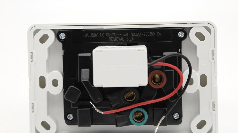 10 A Amp 240V Double Power Point Wall Socket outlet GPO light switch ...