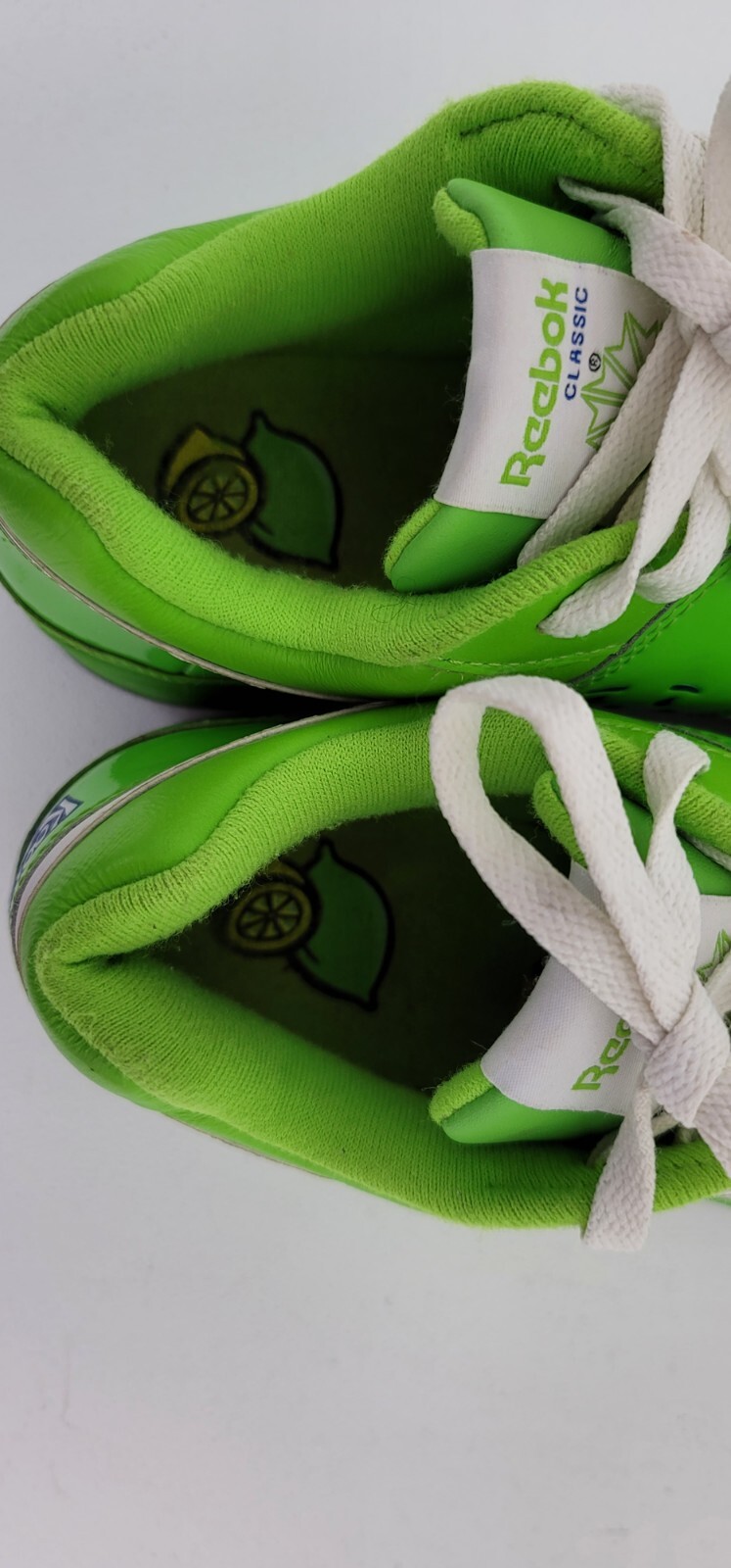 Pro Legacy Kool aid Reebok lime green size 7 pre owned - Gem