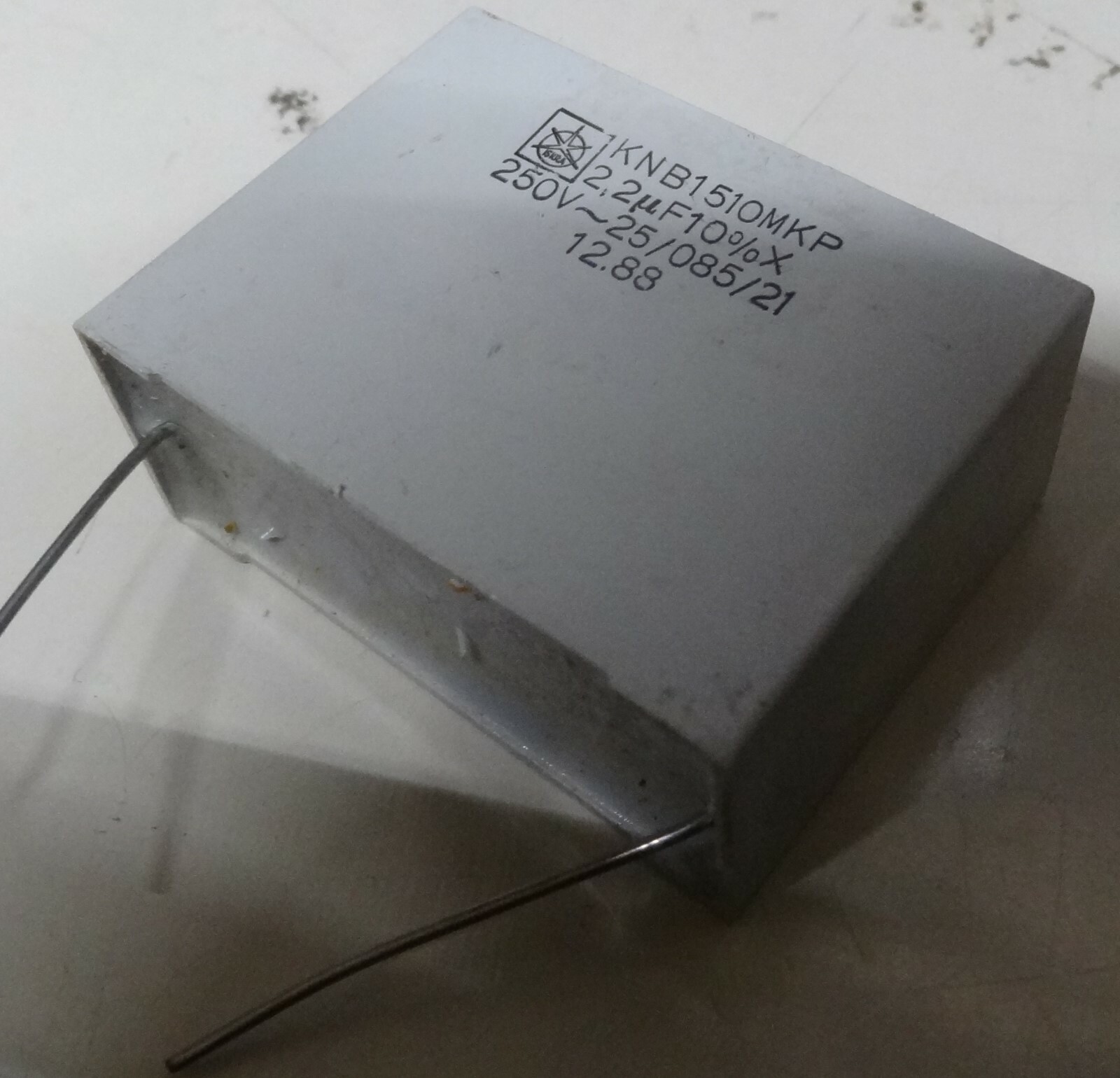 5 x Iskra 2.2uf 250vac X rated capacitor KNB1510-MKP metallised ...