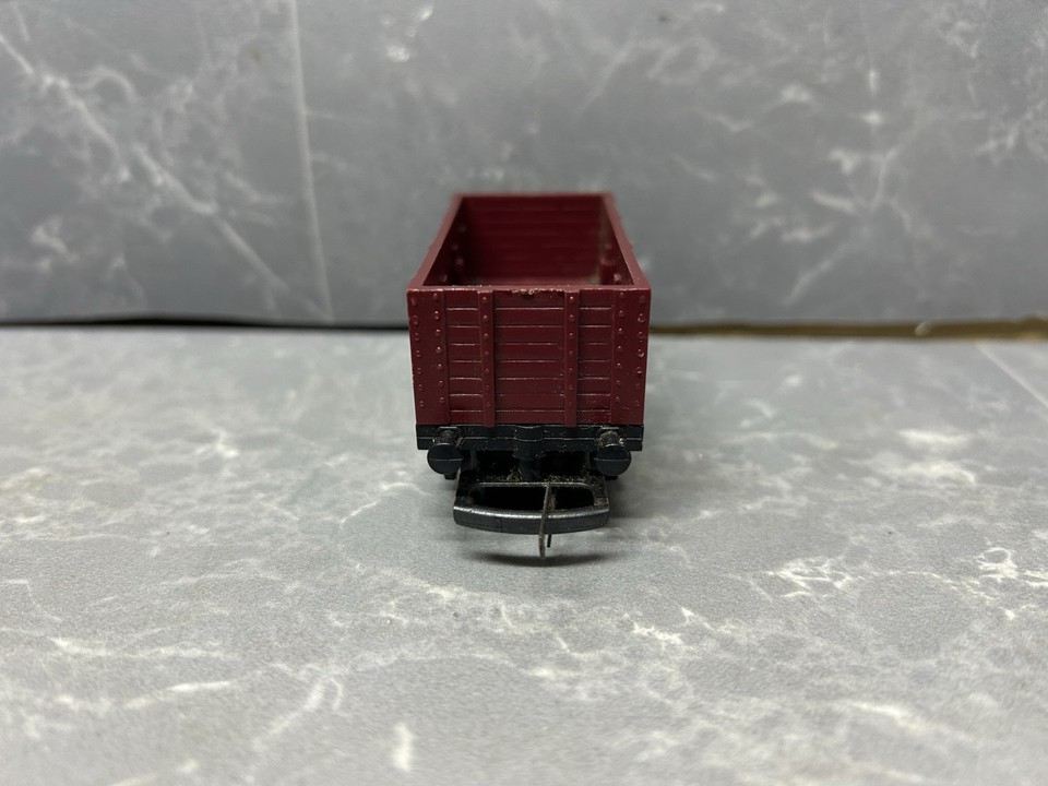 TRI-ANG OO GAUGE 12T OPEN GOODS WAGON – M2313 – MADE IN ENGLAND ...