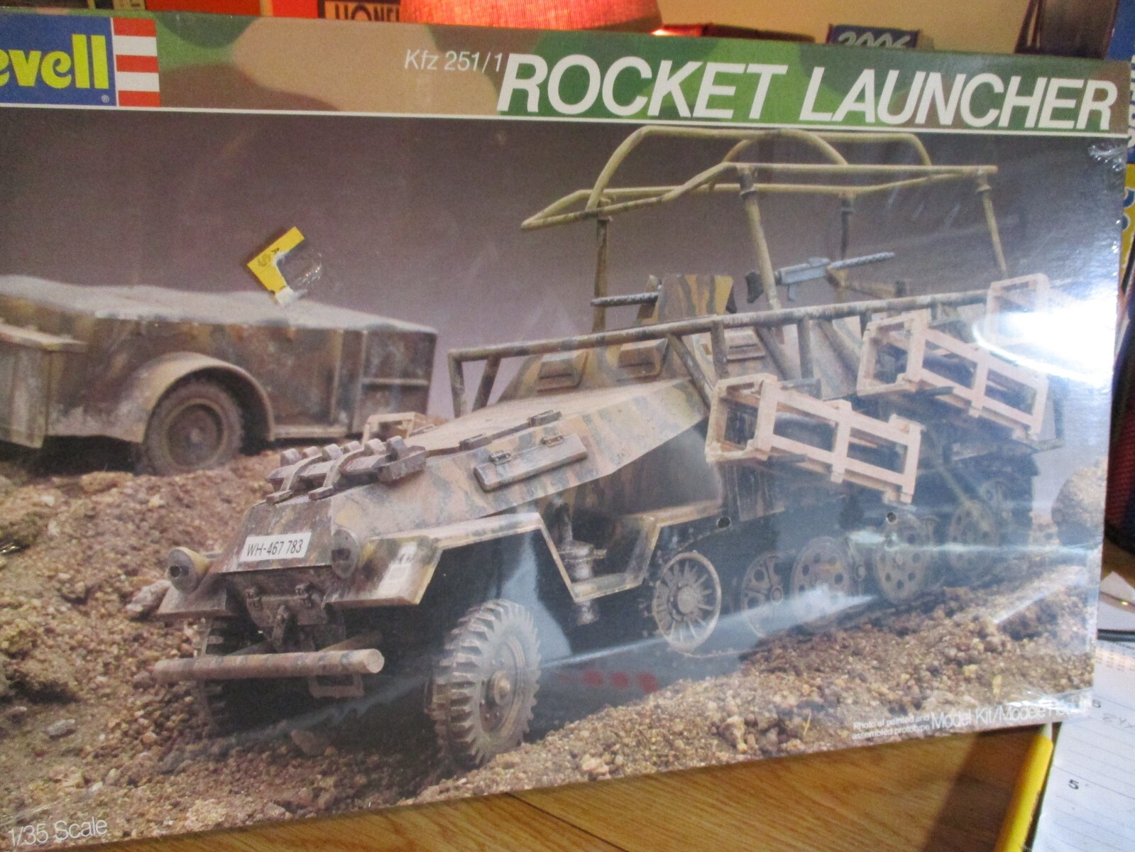 REVELL 1:35 SCALE KFZ 251/1 ROCKET LAUNCHER SD Schützenpanzerwagen KIT ...